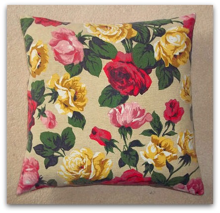 Vintage 1950s Linen Roses Cushion Cover With Pattern Matched Front ...